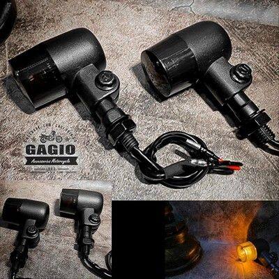 ■詳細説明Cylinder style turn signal For a vintage style motorcycleotherRorero cafes other HD numbers. Use 12V standard light...