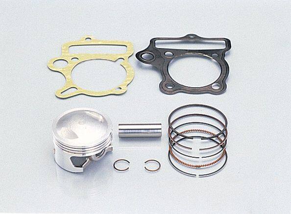 ■商品概要○ULTRAボアアップ117cc(廃番)補修パーツ【キット内容】・ストロークアップ用SSピストン (Φ54)×1・ピストンリング (0.8-0.8-1.5 Φ54) 3R×1セット・品番：353-0001340 ピストンピン 13...