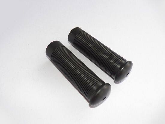 ■詳細説明Custom hand grips; universal fit for all models.■注意点※取扱説明書が付属する場合は外国語となります。※輸入商材の為、納期が遅れる場合がございます。あらかじめご了承ください。※メーカ...