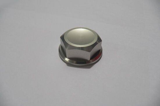 ■詳細説明Made from 7075 high-grade aluminum via CNC; export quality.■注意点※取扱説明書が付属する場合は外国語となります。※輸入商材の為、納期が遅れる場合がございます。あらかじめご...