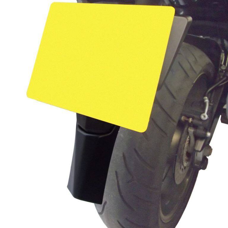 ■詳細説明FZ1／FZ8 Ductail.A rear motorcycle flap suitable for the Yamaha FZ1／Yamaha FZ8.Designed to keep the mud off the back...