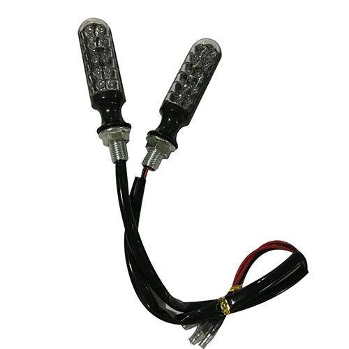 ■商品概要タイプ：LEDカラー：ブラック／クリア材質：プラスチックセット内容・付属品：左右各1点のセットです・仕様取付ボルトサイズ：M8製造国：中国用途：バイク用■詳細説明個性派ウインカーで他のバイクと差をつけましょう！汎用LEDカスタムウ...