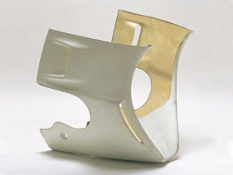 ■商品概要【素材】FRP製FRP製受注生産■注意点※メーカー都合により商品の仕様変更がある場合がございます。ご了承ください。　※受注生産品です。■適合車種CB1100R&ensp;CB1100R
