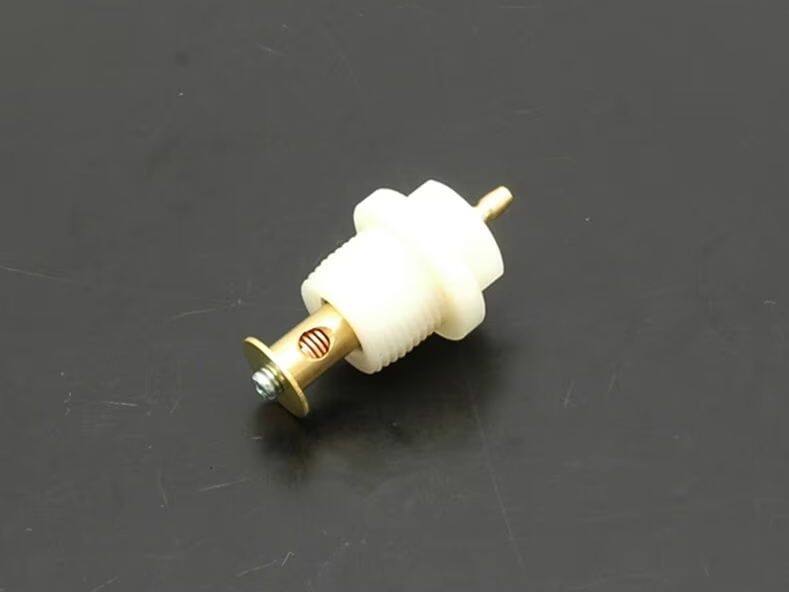 ■商品概要国内部品■注意点※メーカー都合により商品の仕様変更がある場合がございます。ご了承ください。■適合車種Z1000MK2&ensp;Z1000MK2Z750FX-1&ensp;Z750FX-1Z1R-2&ensp;Z1R-2