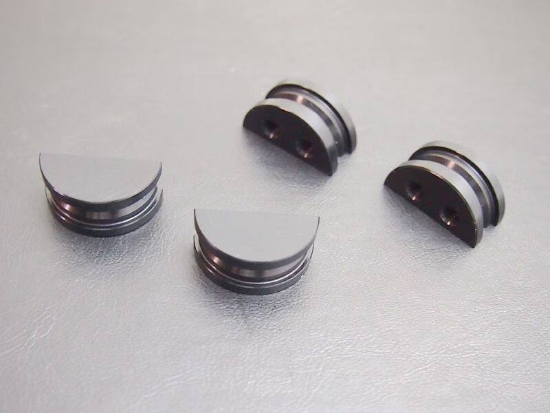 ■商品概要4個1セット(1台分)アルミ削り出し参考取り付け時間：0.4h他社メーカー品MADE_IN_JAPAN■注意点※メーカー都合により商品の仕様変更がある場合がございます。ご了承ください。■適合車種ZEPHYR1100&ensp;ZE...