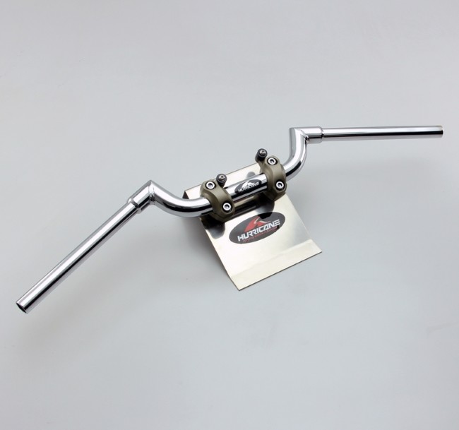 ■商品概要素材：スチール製スイッチ穴加工済み全幅：730mm全高：40mmプルバック：65mm内入(しぼり)角：23度ホルダー取付有効幅：135mm外径：Φ28.6グリップ部内径：Φ18mmメーターアップカラー付■詳細説明パイプ径を各部に合...