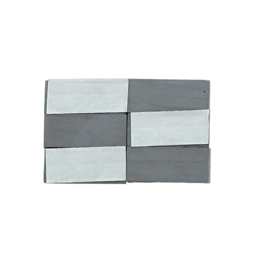 ■商品概要【商品仕様】サイズ：24x10x5mm6個入(白3個・黒3個)1200ガウス【規格】MP-5■詳細説明オフィスで、家庭で、学校で、便利に使えるマグネットです。【用途】黒板、机などのスチール製品へのメモ等の保持、書類の掲示。【商品機...