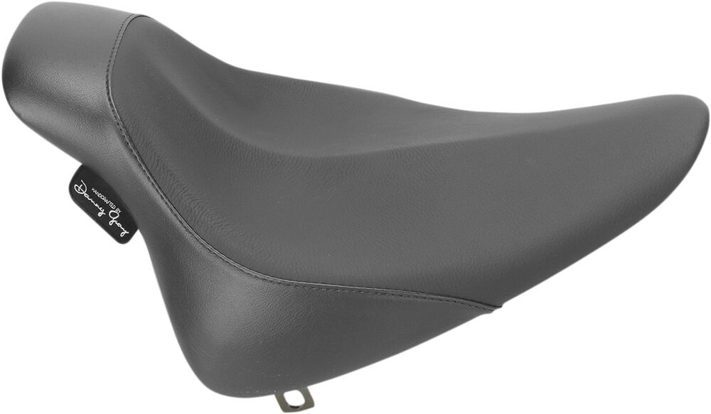 ■商品概要バックレスト：-バックレスト取付：-カラー：ブラックヒート：-U.S.A.製：○素材：レザーモデル：BUTTCRACK?ポジション：フロントスカート／エッジ：スムースソーラーリフレクティブ：-専用設計：○ステッチ：スムーススタイル...