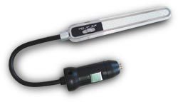 ■商品概要【仕様】定格電圧：DC12Vフレキコード長：約15cm本体サイズ：110W x 17H x 9D(mm)重量：35g■詳細説明●高輝度ブルーLED/ホワイトLED使用のフレキランプ。●スライドスイッチでブルーLED発光／ホワイトL...