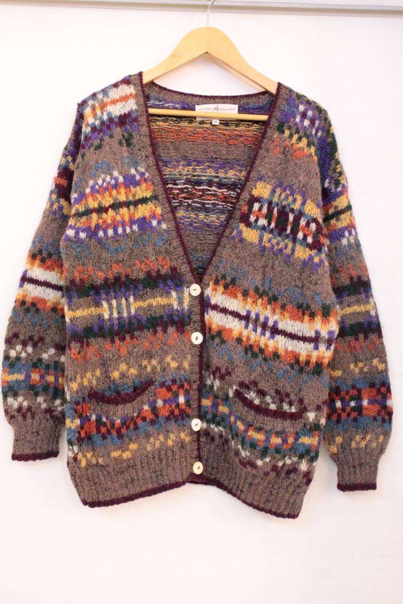 　商品状態説明 詳細説明 The Peruvian Connection/カーディガン/M 【状態ランク：D 使用感があり汚れなどのダメージが見られる中古品】 【状態備考】 ・ウール特有の使用感があります。（画像参照） ・左袖口に小さな穴が...