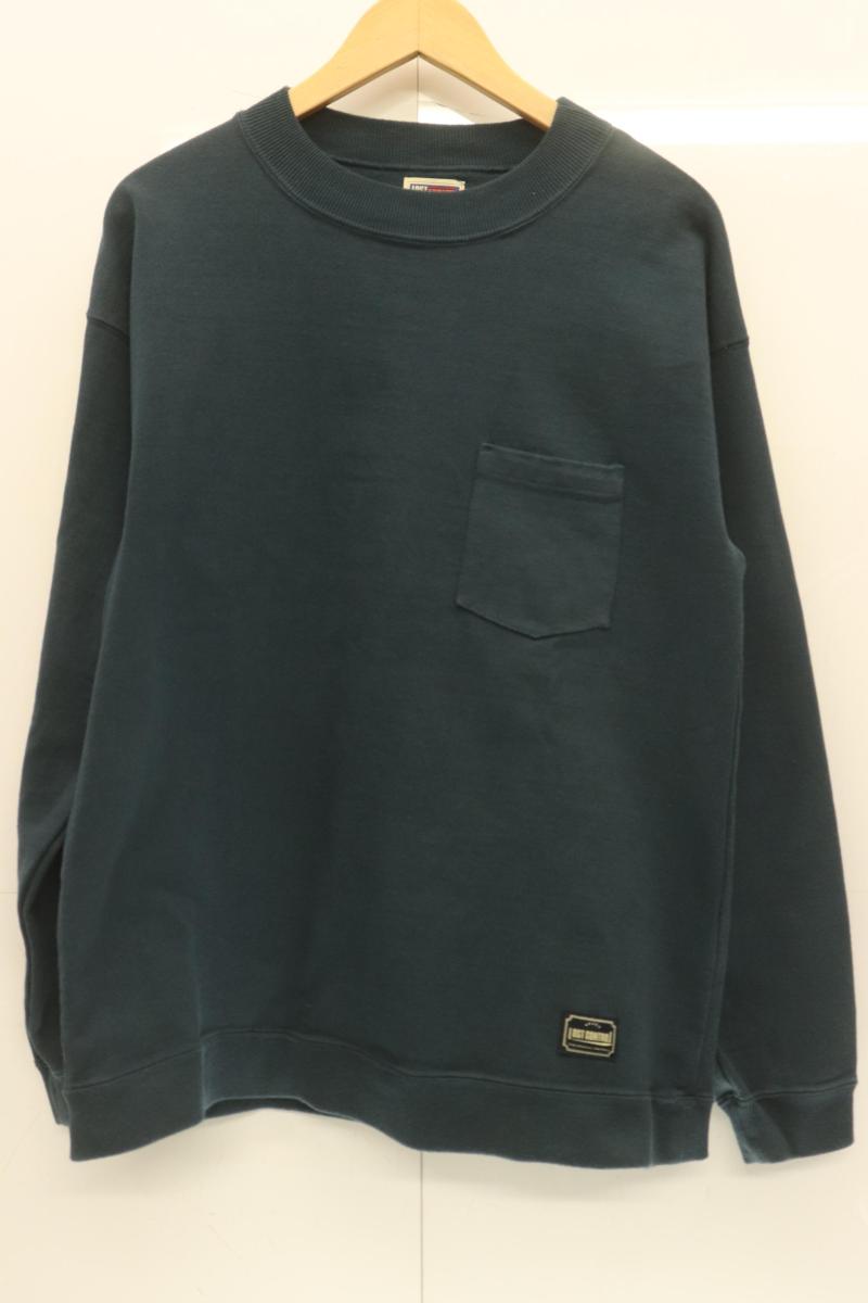 　商品状態説明 詳細説明 Moc Neck LS Cutsewn LOST CONTROL 2 紺 ネイビー 無地 【状態ランク：C 使用感がありダメージが確認できる状態】 【状態備考】 両袖口裏地に薄汚れが見られます。背面左肘付近に色あせ...