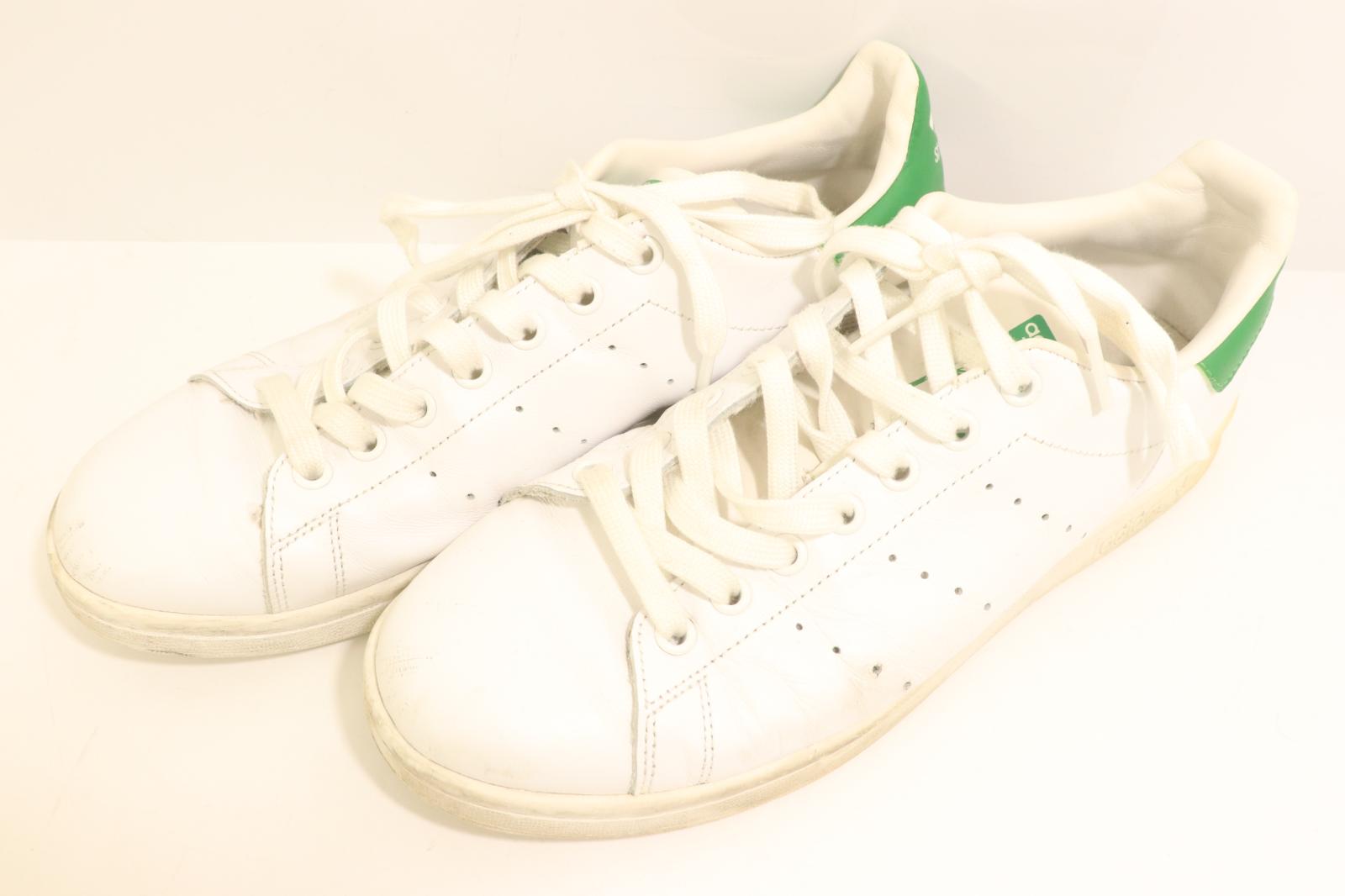 　商品状態説明 詳細説明 Stan Smith adidas 27.5cm 白 ホワイト 緑 グリーン 【状態ランク：C 使用感がありダメージが確認できる状態】 【状態備考】 両足アウトソール、ミッドソール、アッパー部分に汚れが見られます。...