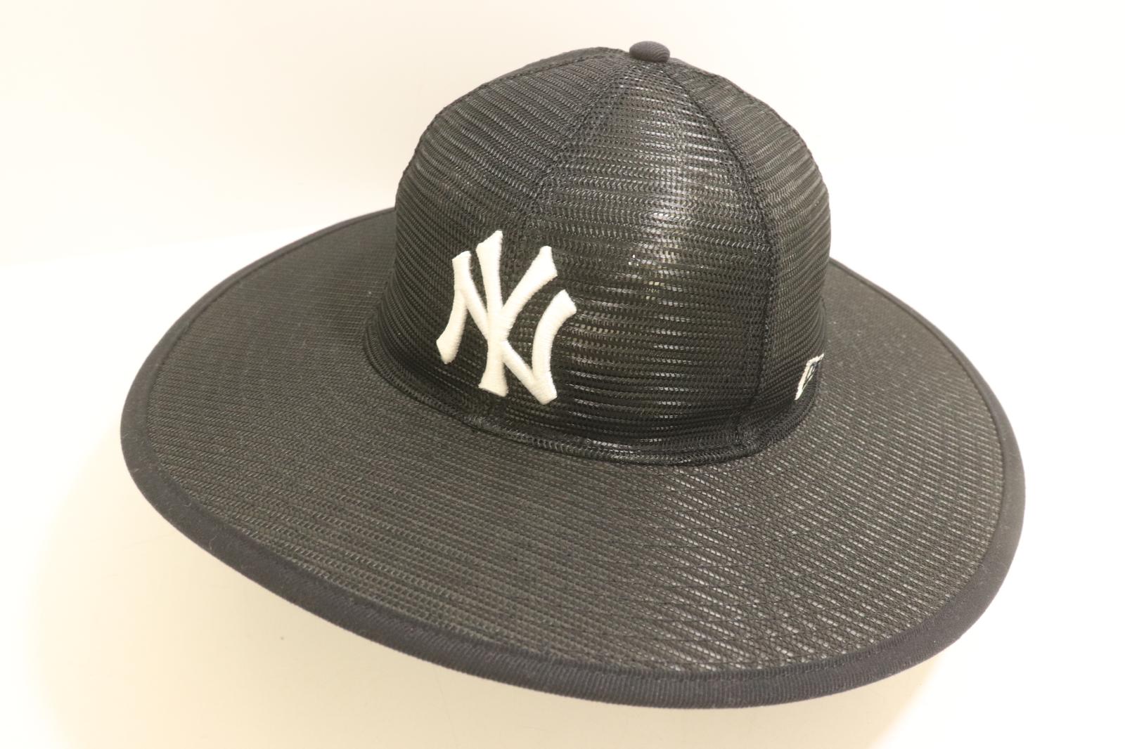 　商品状態説明 詳細説明 Fitted Long Brim Hat NEW ERA 57.7cm 紺 ネイビー 【状態ランク：C 使用感がありダメージが確認できる状態】 【状態備考】 つば部分に汚れが見られます。 表記サイズ -- 実寸サイ...