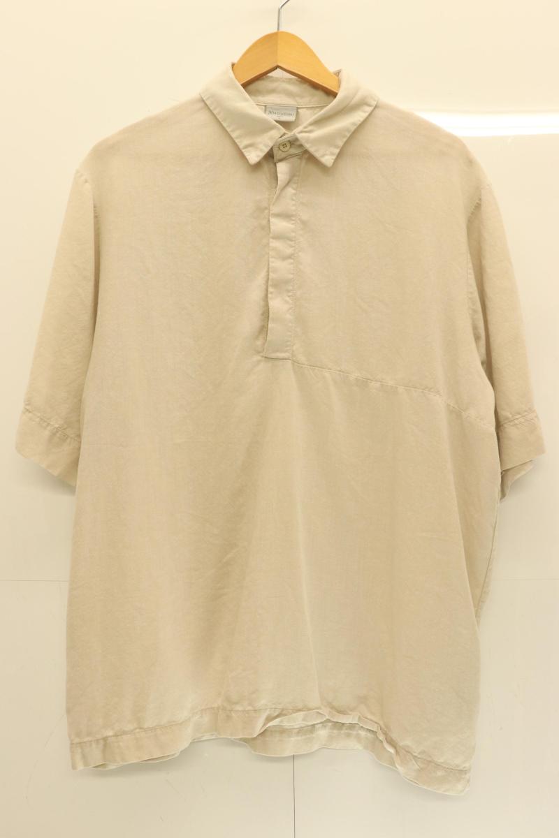 　商品状態説明 詳細説明 TREE POLO SHIRT HOUDINI L ベージュ 肌色 無地 【状態ランク：C 使用感がありダメージが確認できる状態】 【状態備考】 背面左脇に破れが見られます。全体的に使用感が見られます。特に目立った...