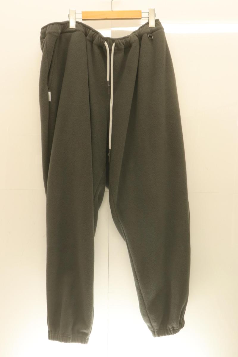 　商品状態説明 詳細説明 フリースパンツ S.F.C Stripes For Creative XL グレー 灰 無地 【状態ランク：C 使用感がありダメージが確認できる状態】 【状態備考】 全体的に使用感、毛羽立ちが見られますが特に目立っ...
