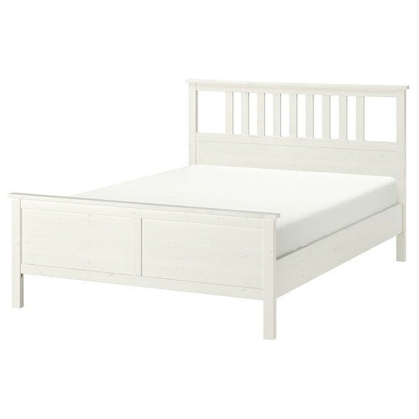 HEMNES ヘムネス ベッドフレーム - ホワイトステイン/ロンセット 160x200 cm. ヘッドボードに高さがあるため、背中の後ろに枕をいくつかはさむだけで、ベッドに快適に座って本を読んだりテレビを見たりできます 細部までで美しいつ...