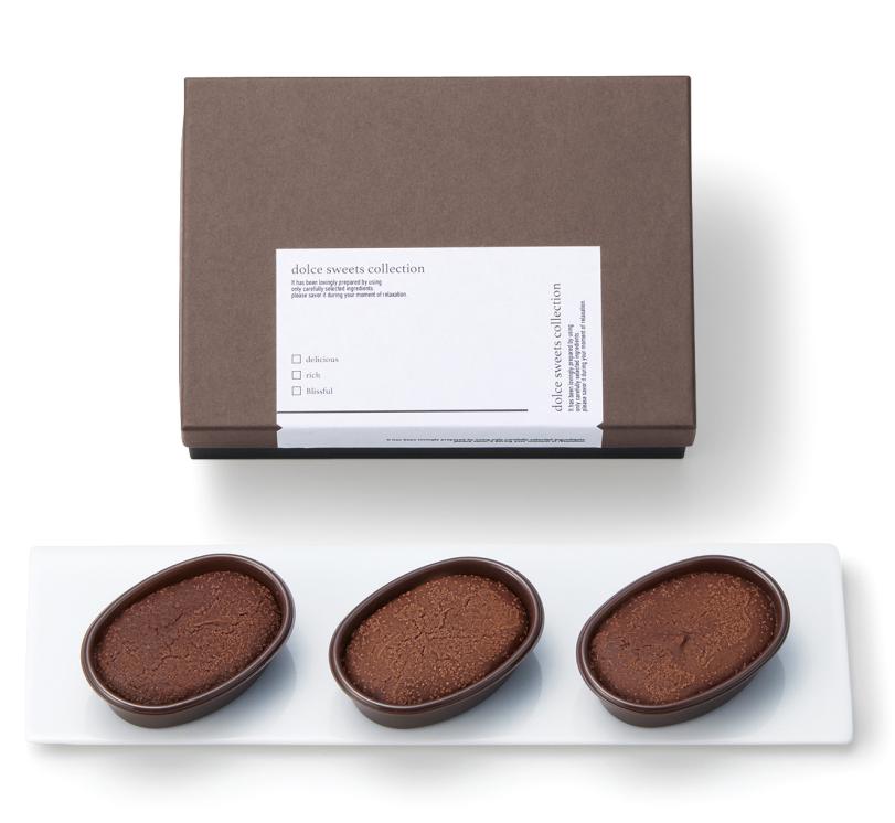 商品情報商品内容・【商品内容 】*ガトーショコラ/3個〔小麦・卵・乳〕 【アレルゲン】卵・小麦・乳・アーモンドBOXサイズ(約)16.6×12.1×h4.5cm賞味期限約20日（商品発送日より起算）その他ご注意事項※専用のギフトパッケージで...