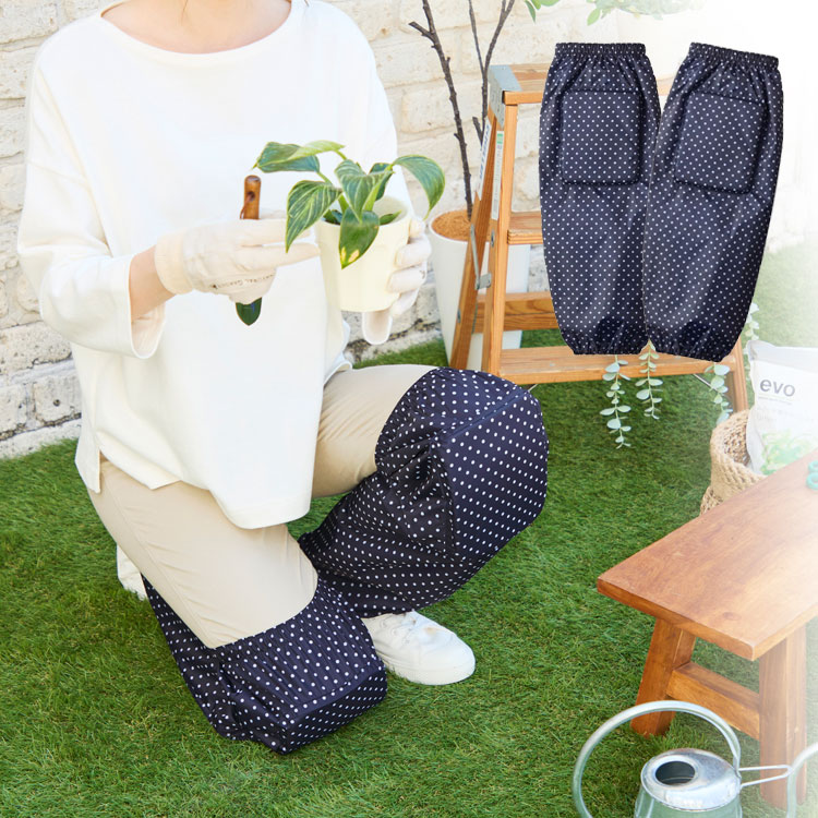 製品仕様 カラー ネイビードット サイズ(約) 丈/59cm、太もも回り/35～50cm 素材 ポリエステル100％ 仕様 撥水加工、上下ゴム入り、約1.4cmのパッド入り JANコード 4985697270416 取扱注意事項 絞らないで...
