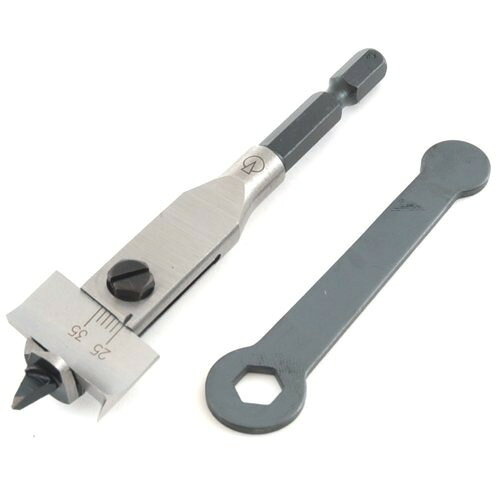 商品詳細 14.4Vインパクトドライバー対応商品です。 [用途] 木工・ボード用先端工具。 [機能] 可変式穴あけ工具です。 先端が三角錐仕様なので、止め穴、貫通穴あけに最適です。 穴あけサイズが付属のスパナ・六角レンチで調整できます。 替...