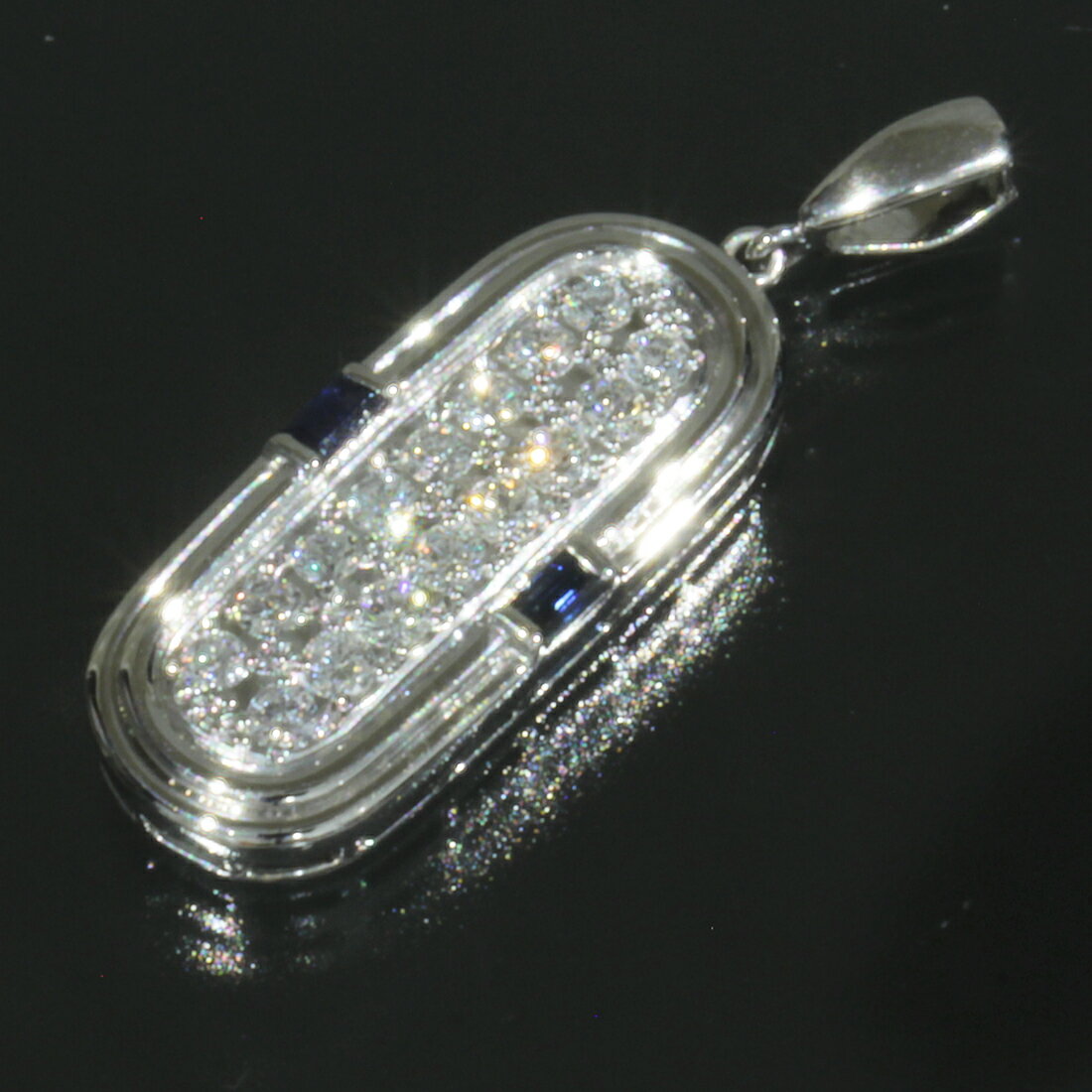 商品説明 ■　ミキモト MIKIMOTO ペンダントトップ ダイヤ0.4ct サファイヤ0.13ct K14WG E1280 ■　コンディション：SAランク 　　表面：新品仕上げ済みのとても綺麗な状態です。 ■　トップ約1×2.5cm ■　...