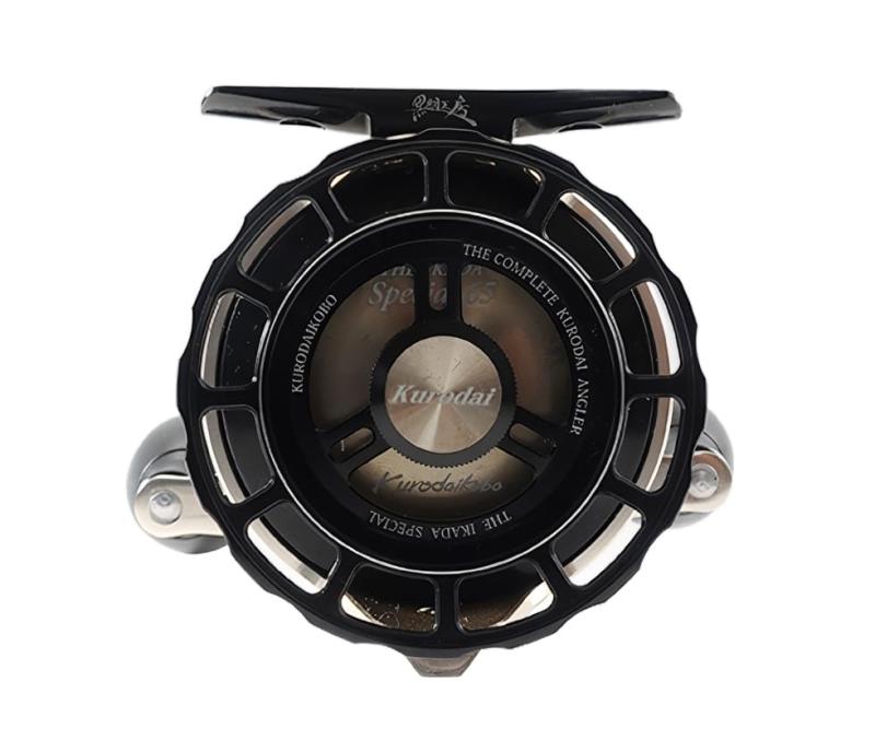 黒鯛工房 カセ筏師 THE IKADA Special (イカダスペシャル) 65 大チヌ カセ・イカダリール WB 右 (ブラック/ゴールド)ギア比：1:4.3/ハンドル巻上量：62cm自重：206gスプール径(mm)/幅(mm)：65/...