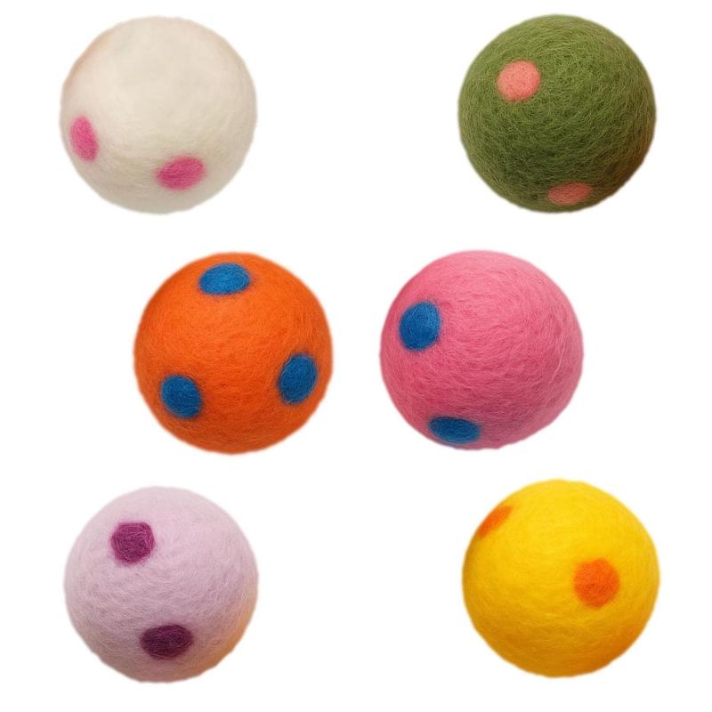 Fcliqzod888 6 個セット 天然ウールフェルトボール 猫おもちゃ 無音で弾む 丈夫な猫用ボール 子猫から成猫まで 一人遊びに最適 ストレス解消&amp;運動不足対策 猫カラー1.猫用ボールは天然羊毛フェルトを職人が手作り。柔らかい...