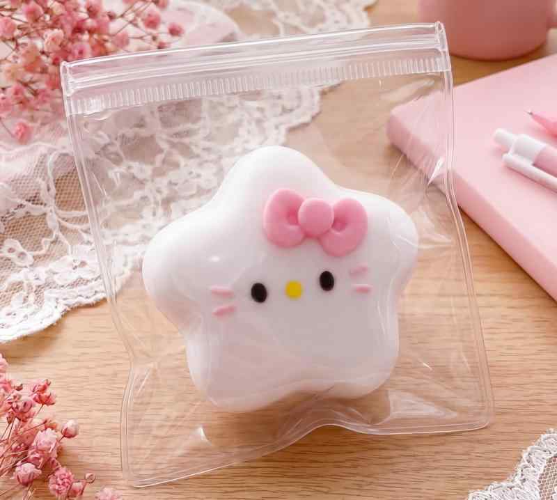 スクイーズ おもちゃ ケーキ 食べ物 スクイーズ玩具 ストレス解消 グッズ 癒し もちもち 低反発 パッケージのまま遊べる 汚れ防止 フィジェットトイ デスク 飾り 子供 大人 兼用 誕生日 プ【🍰集めたくなる可愛さ】 まる...