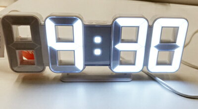 IKEAイケア【NOLLATTA】アラームクロック【主な特徴】 ■時間を見やすい数字で表示し、表示の明るさは調節することが可能です。 ■起きる時間になったら確実に目覚めさせてくれるアラーム機能付き。 ■モダンな目覚まし時計 【サイズ】 奥行...