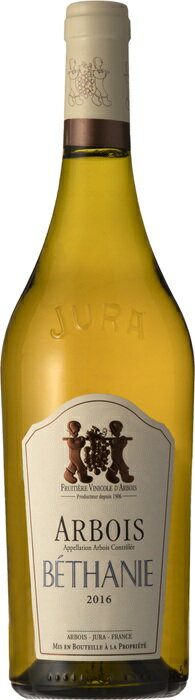 白ワイン商品説明ジュラの特長が良く表れている典型的なワインで、シャトー・ベタニーのフラッグシップ。ヘーゼルナッツ、レモングラス、サンザシのニュアンスを持つバランスのとれたワイン。その黄金色に輝くイエローは、シャルドネをブレンドする前に、サヴ...