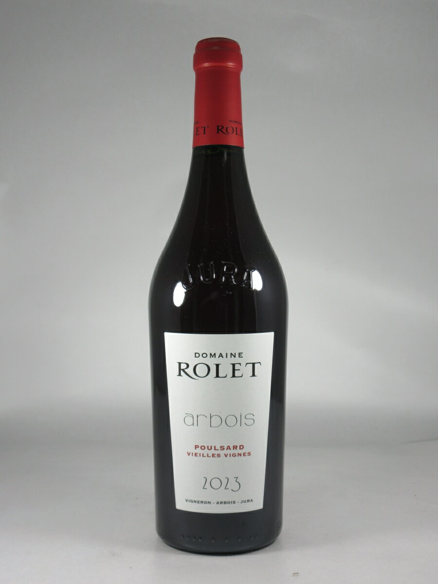 赤ワイン商品説明美しい輝きを持つ、濃いチェリーレッド。そしてスグリやフランボワーズのような酸味のある赤いベリーの力強くストレートな香り。次第にトーストのような香ばしい香りに変化していく。アタックは柔らかく、美しい質感と溶けたタンニンを感じ、...