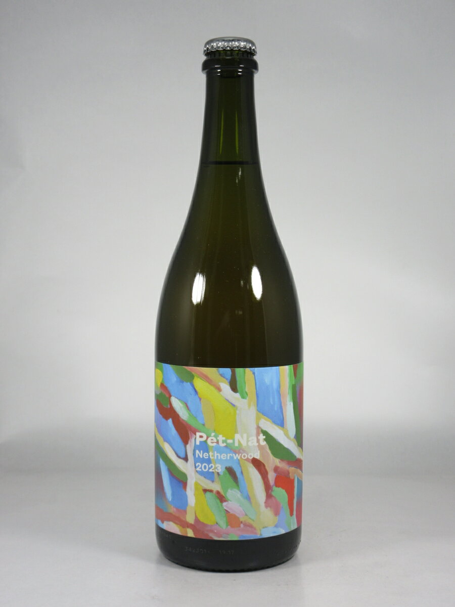 スパークリングワイン商品説明ピノ・ノワールに少しシャルドネが入り、シャンパーニュのように醸造。澱と接触した状態で9か月間瓶内熟成。動瓶を経てデゴルジュマン。白桃、アプリコット、ほのかなはちみつを感じる爽やかなアロマ。口中ではいきいきとした、...