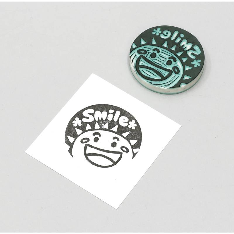 商品の説明 ⇒ 他のクラフト工作用品を見る 商品説明：消しゴムはんこに最適!表面が色付きで彫った部分がわかりやすい!直径50MM、厚さ8MMの消しゴムはんこ専用のゴム印素材です。彫った部分がわかりやすいよう水色に着色されています。消しゴムは...