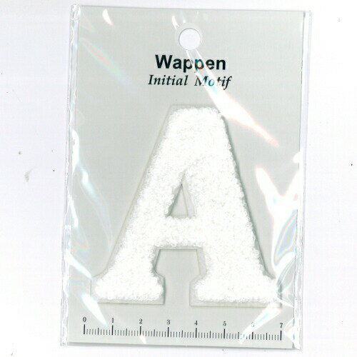 商品の説明 イニシャル（アルファベット）のおしゃれなアイロン接着ワッペンです♪ バッグや子供の洋服の目印に♪ ワンポイントで使用できるおしゃれなワッペン、モコモコな素材ですので、存在感があってカワイイです♪ 激安手芸用品通販店ウイングスだか...