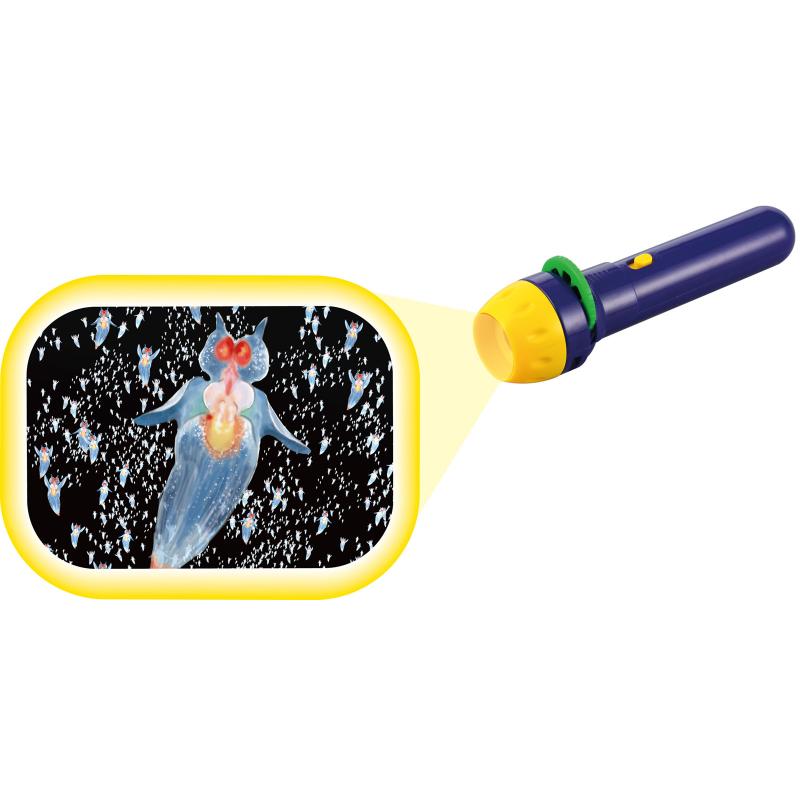 商品の説明 ⇒ 他のクラフト工作用品を見る 商品説明：部屋の壁がスクリーンに！深海の生き物が映し出されるプロジェクター！お部屋の壁に深海の生き物を映し出すことができるプロジェクターです。深海の生き物24種類！深海のいきもののことを楽しく学習...