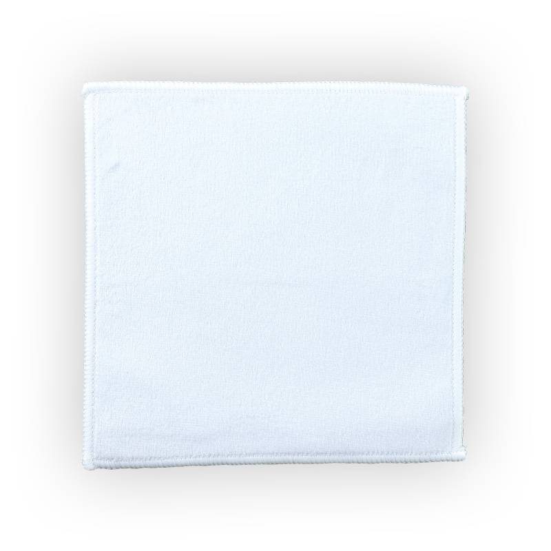 商品の説明 ⇒ 他のクラフト工作用品を見る 商品説明：ふんわり優しい手触りのハンカチ！ふんわり柔らかな肌触りが心地よい、約25cm角のミニハンカチです。程よい大きさで手や汗をしっかり拭き取れる実用的なサイズ感が魅力です。やさしい質感と優れた...