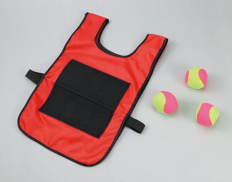 商品の説明 ⇒ 他のクラフト工作用品を見る 商品説明：やわらかいボールとくっつくベストのセット！ボールがくっつくのであたったことがわかりやすいです。商品サイズ（単位mm)：裾横幅×肩から裾まで：290×460mm　ボール：φ55mmセット内...