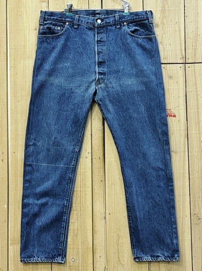■ブランド；LEVIS（リーバイス） ■品名；LEVIS501カンヌキモデル ハチマル ■仕様；ユーズド（USED）/1980年代の古着 ■製造国；MADE IN USA ■仕入先；アメリカ、カリフォルニア（CALIFORNIA） ■サイズ...