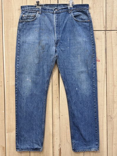 ■ブランド；LEVIS（リーバイス） ■品名；LEVIS505 ハチマル ■仕様；ユーズド（USED）/1980年代の古着 ■製造国；MADE IN USA ■仕入先；アメリカ、カリフォルニア（CALIFORNIA） ■サイズ；表示；W34...