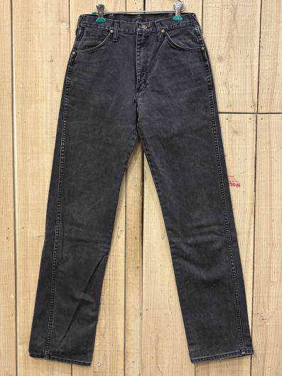 ■ブランド；Wrangler ラングラー ■品名；Wrangler 13MWZ ブラック ■仕様；ユーズド（USED）/1990年代の古着 ■製造国；アメリカ製（MADE IN USA） ■仕入先；アメリカ、カリフォルニア（CALIFORN...