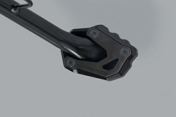 SuzukiAll Models Article Number : STS.05.440.10001EAN : 4052572253298Extension for side stand footThis durable foot exte...