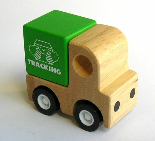 ミニミニカー トラック 48×28×45ミリ めちゃめちゃかわいい木の車。 思わず手にとって遊んでしまうかわいさ! ちょっとしたプレゼントに最適！！木製小物のことなら木物屋におまかせ!!