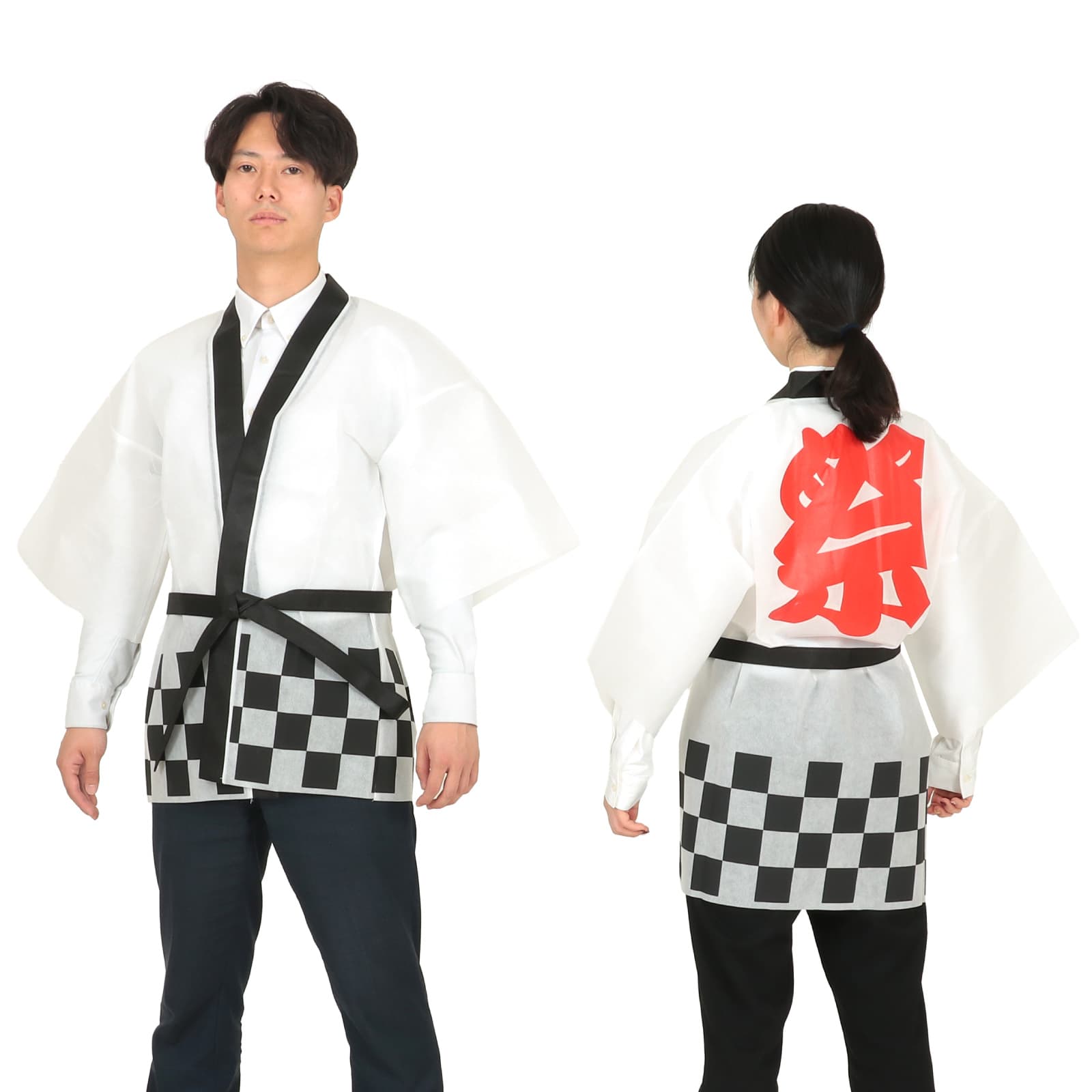 定番の一松柄をデザインしたハッピです。背中には迫力満点の「祭」文字プリントが施され、お祭りはもちろん、企業イベントや催し物にぴったりのアイテムです。帯付きのセットになっているため、より本格的な装いが楽しめます。軽量で着心地の良い不織布素材が...