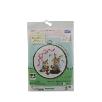 刺繍糸や針、おしゃれなフープなどがセットになった制作キットです。初心者の方におすすめです。●こちらはキットです。完成品ではありません。サイズ(出来上がりサイズ)額内径約15.5cm個装サイズ：31×20×3cm重量個装重量：280g素材・材...