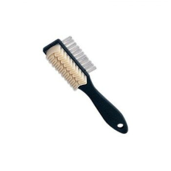 スエード(起毛革)の汚れを効果的に落としながら毛並みを整える起毛革専用ブラシです。サイズ約170mm個装サイズ：2.3×7×24cm重量個装重量：31g生産国日本fk094igrjs