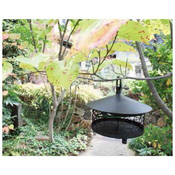 和モダンな雰囲気の蚊取り線香です。※組立後、商品全体に市販のウレタンスプレーを吹き付けると、一定期間サビの発生を防ぐことがせきます。※配送会社の規定で日曜・祝日の指定はできかねます。予めご了承ください。※北海道・九州・四国地域は通常送料の3...