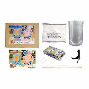 石こうで残せるので大きさが変わることはありません。このキットでは手型は実際と同じ凸になり、よりリアルに残せます。また付属の粘土は、粘土の中でも造形性のよいキメの細かい粘土ですので、型取り終了後は授業などで再利用できます。※お届け先の地域によ...