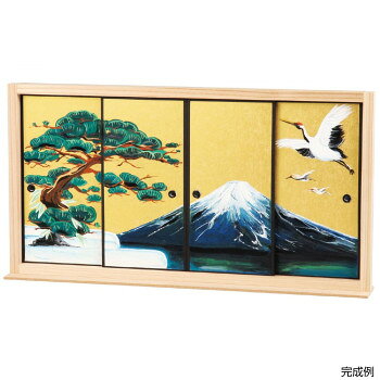金潜紙、画仙紙両面使用でき、ポスターカラー、水彩絵の具、墨などが使用できます。本物のふすまの約1/10サイズです。サイズ個装サイズ：10.5×41×2.5cm重量個装重量：410g素材・材質両面ふすま:金潜紙、画仙紙木部:スギ仕様両面ふすま...