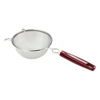 ワインカラーのデザインがお洒落な丈夫で使いやすいキッチンツールです。※ご使用前に食器用洗剤でよく洗ってからお使い下さい。※食器洗浄機、食器乾燥機には入れないで下さい。※ご使用後は食器用洗剤でよく洗い乾燥させてから収納して下さい。サイズ幅13...