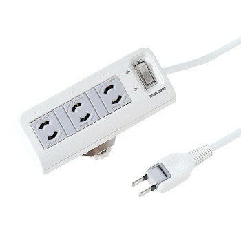 クランプ付きでデスクに固定でき、簡単にデスク上で電源を管理できます。デスクに仮固定できるので、抜き差しが多い携帯電話の充電器やノートパソコンの電源に便利です。確実に差し込んだプラグをロックできる、抜け止め式差込口です。一括集中スイッチ付きで...