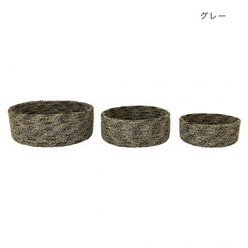 丈夫で長持ちするジュート素材のシリンダーバスケット。大中小の3個セットで、小物の整理やお菓子入れなど、使い方はいろいろ!お部屋に取り入れると、心地よいナチュラルな空間を演出してくれます。※ハンドメイドのため、色や質感、サイズに個体差・ロット...